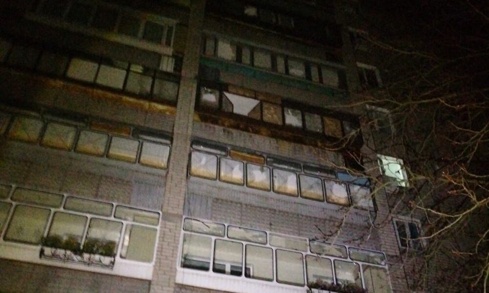 У Нікополі понівечена багатоповерхівка, у Тернівці виникла пожежа через ...